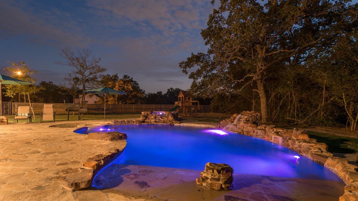 Paradise Oasis Pools